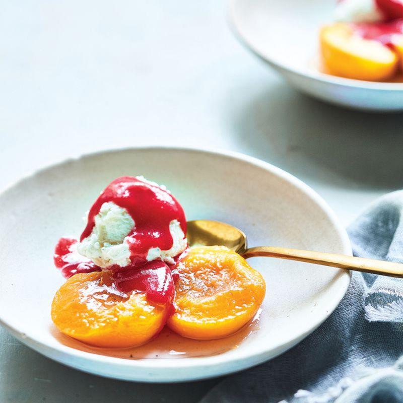 How To Make Peach Melba - Best Recipe | Charleston Magazine